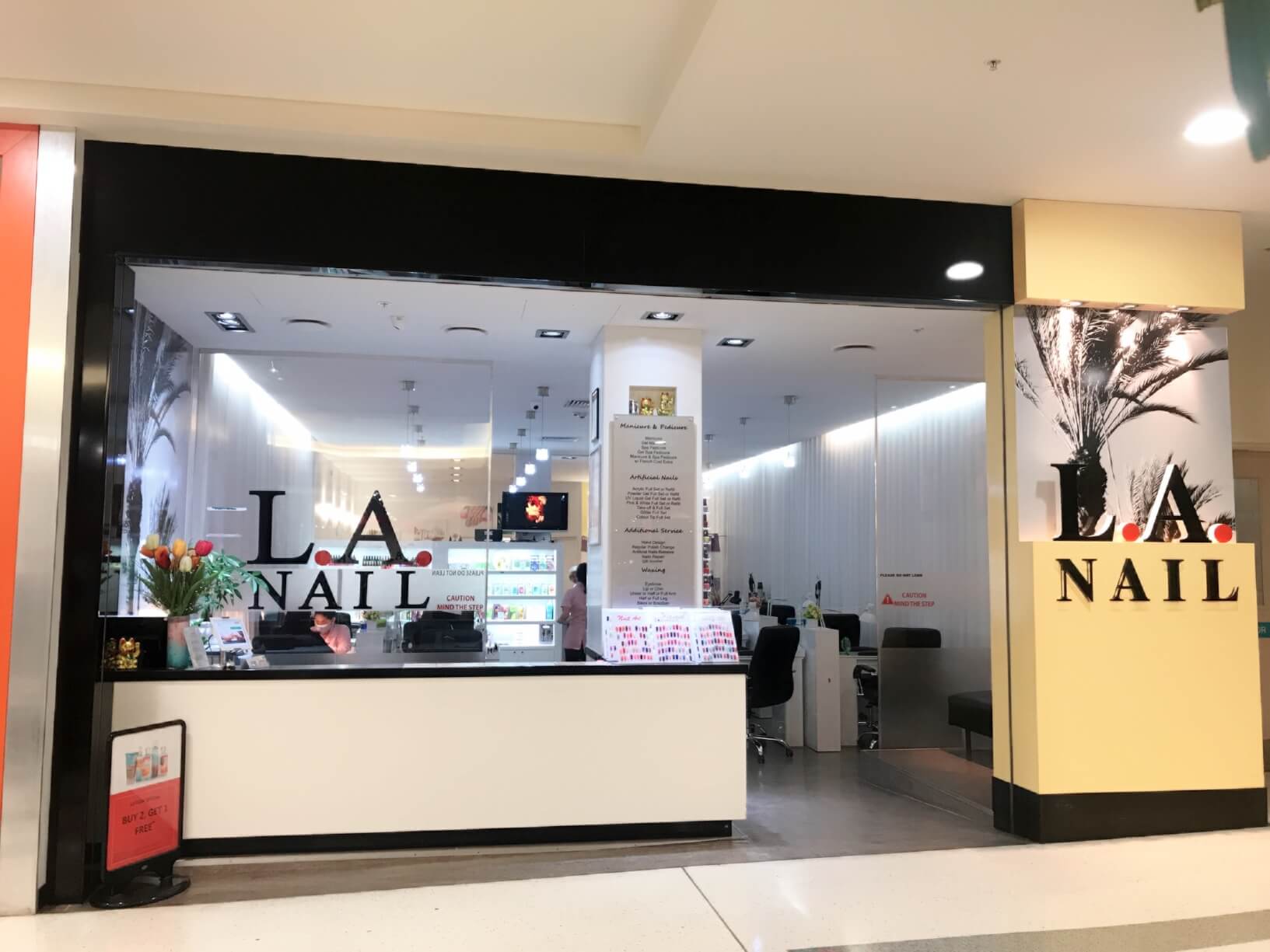 LA Nail - WestCity Waitakere